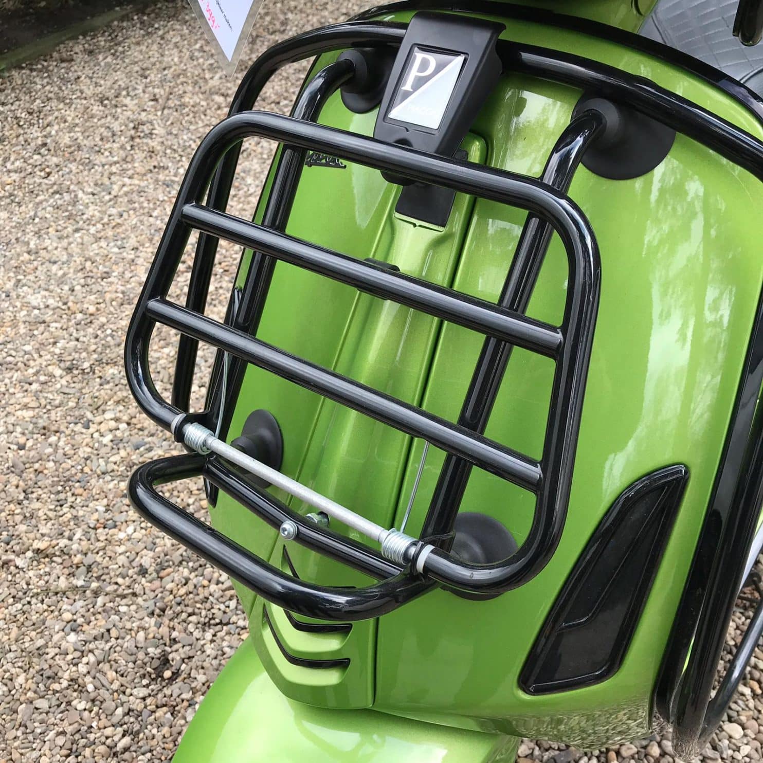 Luggage carriers | Roger Trading - The best Vespa & Piaggio Specialist