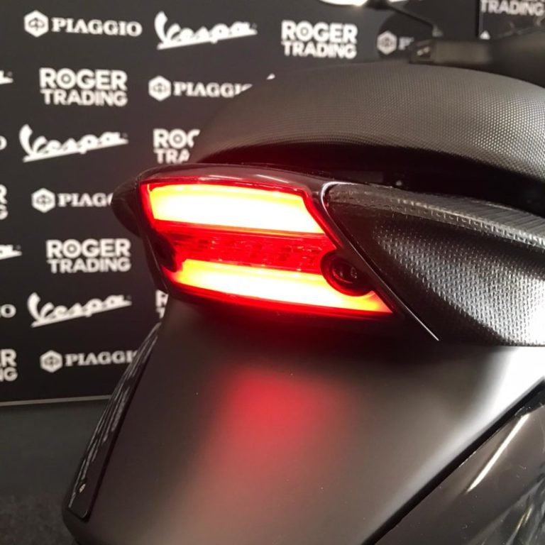 Achterlichten Zip | Roger Trading Custom Vespa's & Piaggio's